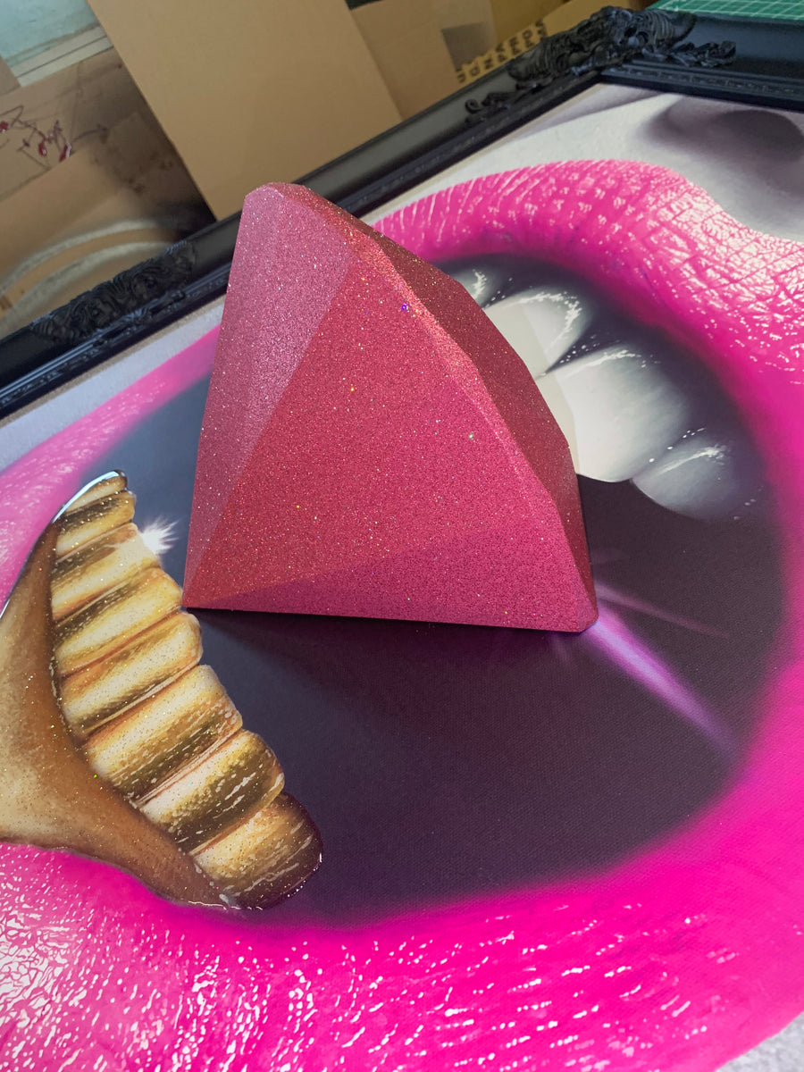 3D Pink Diamond lips Sculpture – PA Art Studios